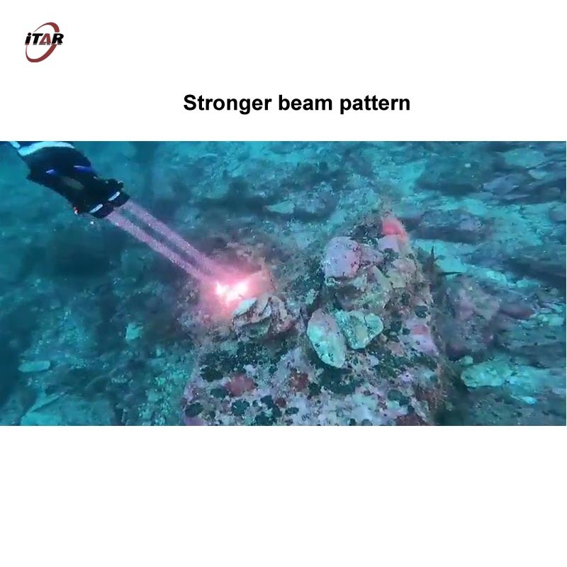 IP68 Underwater Lights For Scuba Diving White Laser With 21700 Li Ion ...